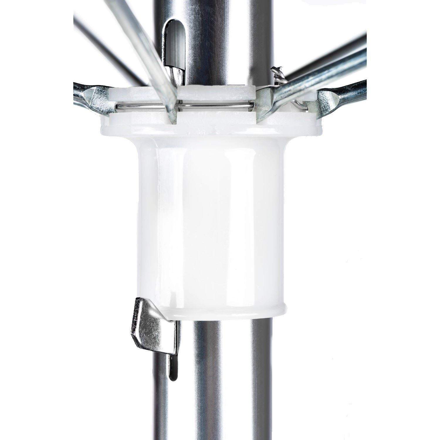 Laurel 7.5 Foot Steel Rib Patio Umbrella With Valance - Pool Furniture ...